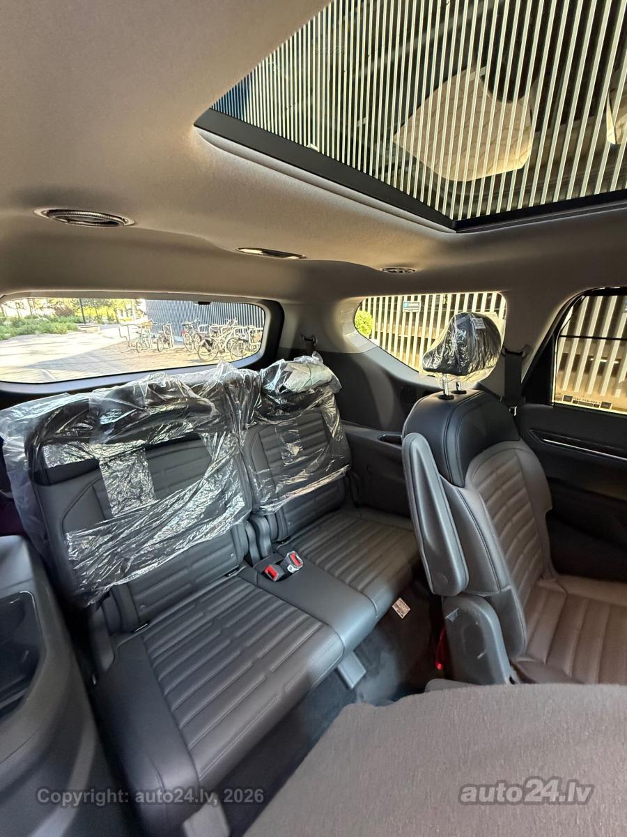 Pelēks Kia EV9 2025 Tallina, ar dzinēja tilpumu 0.00 L un nobraukumu 20 tūkst. km par 54900 €, foto 20 vietnē AUTOMOTO.COM.LV