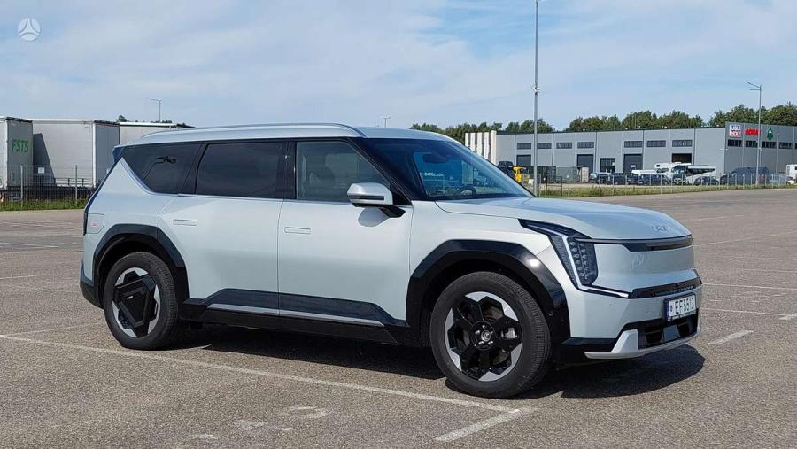 Pelēks Kia EV9 2026 Viļņa, ar dzinēja tilpumu 0.00 L un nobraukumu 1 tūkst. km par 69900 €, foto 6 vietnē AUTOMOTO.COM.LV