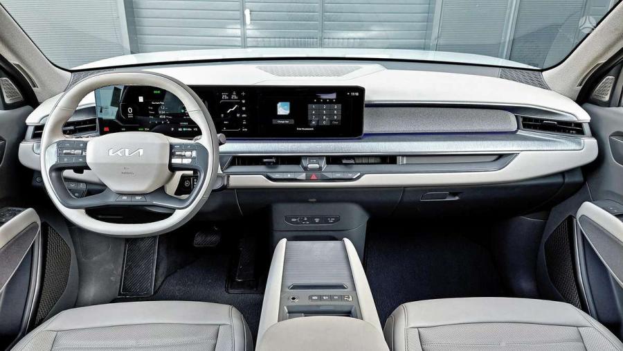 Pelēks Kia EV9 2026 Viļņa, ar dzinēja tilpumu 0.00 L un nobraukumu 1 tūkst. km par 69900 €, foto 19 vietnē AUTOMOTO.COM.LV