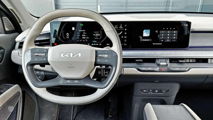 Pelēks Kia EV9 2026 Viļņa, ar dzinēja tilpumu 0.00 L un nobraukumu 1 tūkst. km par 69900 €, foto 21 vietnē AUTOMOTO.COM.LV
