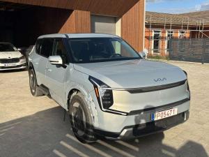 Pelēks Kia EV9 2026 Kauņa, ar dzinēja tilpumu 0.00 L un nobraukumu 4 tūkst. km par 39000 €, foto 7 vietnē AUTOMOTO.COM.LV