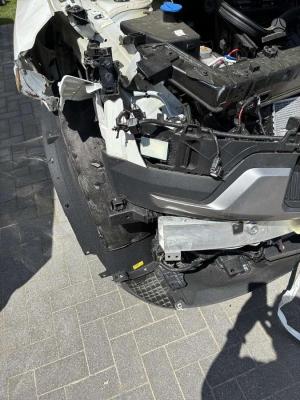 White Kia EV9 2024 in Plunge, with an engine capacity of 0.00 L and mileage of 18 thousand km for 15800 €, photo 12 on AUTOMOTO.COM.LV