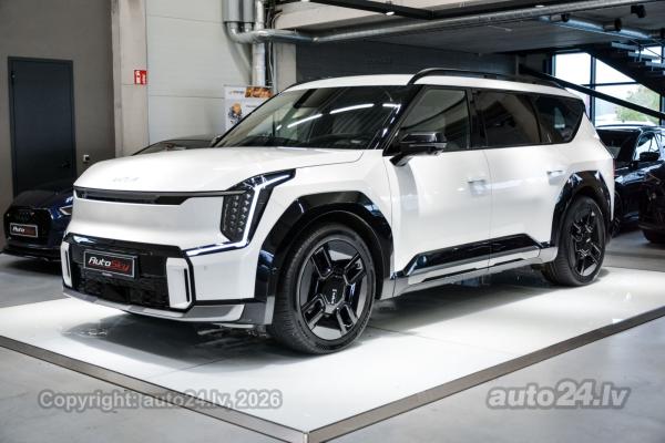 Balts Kia EV9 2024 Tallina, ar dzinēja tilpumu 0.00 L un nobraukumu 52 tūkst. km par 65000 €, foto 4 vietnē AUTOMOTO.COM.LV