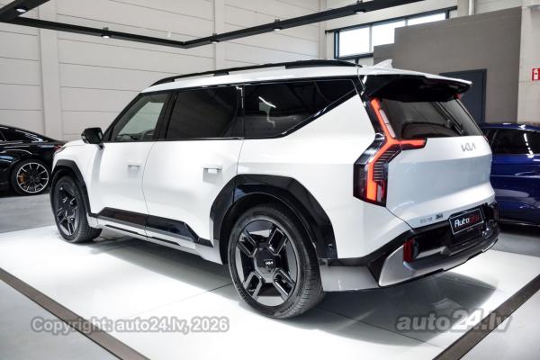 Balts Kia EV9 2024 Tallina, ar dzinēja tilpumu 0.00 L un nobraukumu 52 tūkst. km par 65000 €, foto 6 vietnē AUTOMOTO.COM.LV