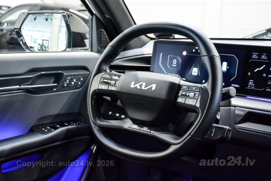 Белый Киа EV9 2024 в Таллин, объемом двигателя 0.00 л и пробегом 52 тыс. км за 65000 €, фото 10 на AUTOMOTO.COM.LV