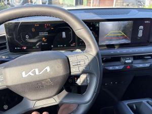 White Kia EV9 2026 in Kaunas, with an engine capacity of 0.00 L and mileage of 6 thousand km for 31000 €, photo 8 on AUTOMOTO.COM.LV