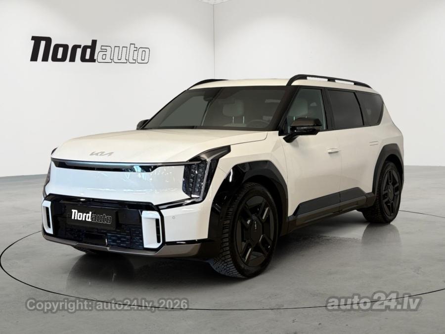 Белый Киа EV9 2024 в Таллин, объемом двигателя 0.00 л и пробегом 53 тыс. км за 64000 €, фото 1 на AUTOMOTO.COM.LV