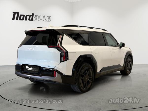 Balts Kia EV9 2024 Tallina, ar dzinēja tilpumu 0.00 L un nobraukumu 53 tūkst. km par 64000 €, foto 3 vietnē AUTOMOTO.COM.LV