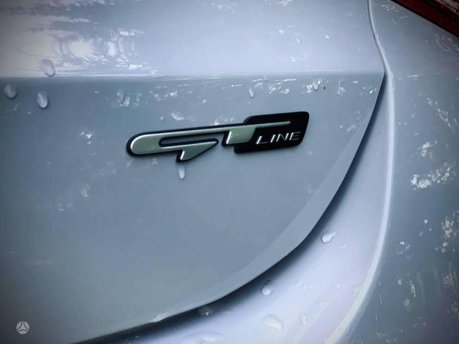 Grey Kia K5 2022 in Kretinga, with an engine capacity of 1.60 L and mileage of 30 thousand km for 23900 €, photo 5 on AUTOMOTO.COM.LV