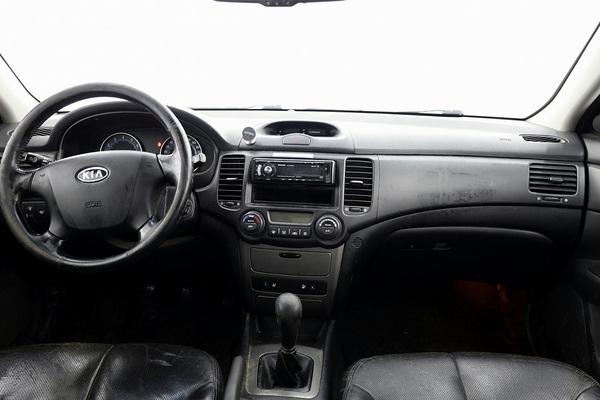 Черный Киа Маджентис 2007 в Таллин, объемом двигателя 2.00 л и пробегом 369 тыс. км за 399 €, фото 5 на AUTOMOTO.COM.LV