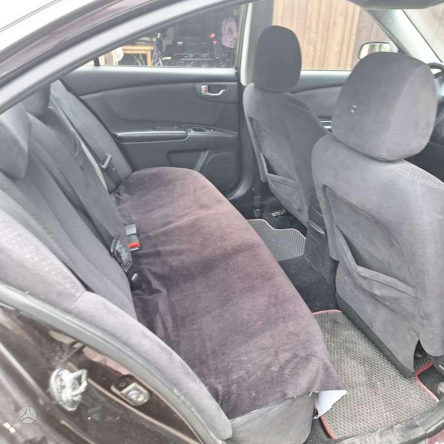 Sarkans Kia Magentis 2007 Kelmė, ar dzinēja tilpumu 2.00 L un nobraukumu 171 tūkst. km par 1000 €, foto 1 vietnē AUTOMOTO.COM.LV