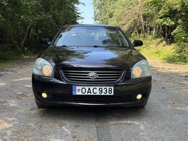 Red Kia Magentis 2007 in Vilnius, with an engine capacity of 2.00 L and mileage of 170 thousand km for 1250 €, photo 6 on AUTOMOTO.COM.LV