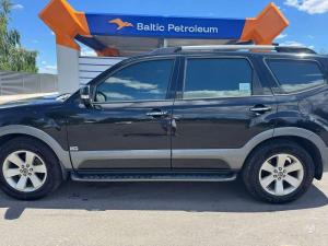 Black Kia Mohave 2014 in Vilnius, with an engine capacity of 3.00 L and mileage of 196 thousand km for 8000 €, photo 4 on AUTOMOTO.COM.LV