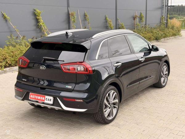 Melns Kia Niro 2017 Viļņa, ar dzinēja tilpumu 1.59 L un nobraukumu 122 tūkst. km par 12950 €, foto 7 vietnē AUTOMOTO.COM.LV