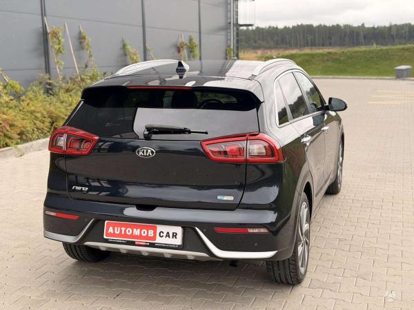 Melns Kia Niro 2017 Viļņa, ar dzinēja tilpumu 1.59 L un nobraukumu 122 tūkst. km par 12950 €, foto 8 vietnē AUTOMOTO.COM.LV