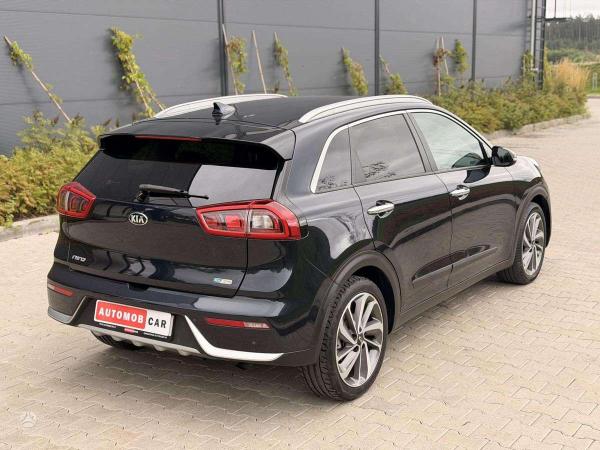 Kia Niro 2017 Viļņa vietnē Melns Kia Niro 2017 Viļņa, ar dzinēja tilpumu 1.59 L un nobraukumu 122 tūkst. km par 12950 €, foto 7 vietnē AUTOMOTO.COM.LV