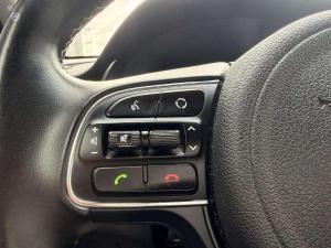 Black Kia Niro 2017 in Vilnius, with an engine capacity of 1.59 L and mileage of 122 thousand km for 12950 €, photo 31 on AUTOMOTO.COM.LV