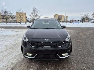 Black Kia Niro 2019 in Panevezys, with an engine capacity of 1.59 L and mileage of 510 thousand km for 8100 €, photo 7 on AUTOMOTO.COM.LV