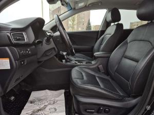 Black Kia Niro 2019 in Panevezys, with an engine capacity of 1.59 L and mileage of 510 thousand km for 8100 €, photo 21 on AUTOMOTO.COM.LV