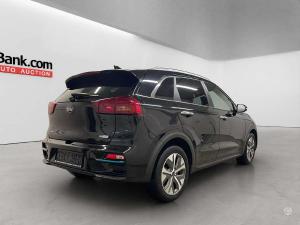 Melns Kia Niro 2020 Marijampole, ar dzinēja tilpumu 0.00 L un nobraukumu 143 tūkst. km par 17303 €, foto 4 vietnē AUTOMOTO.COM.LV