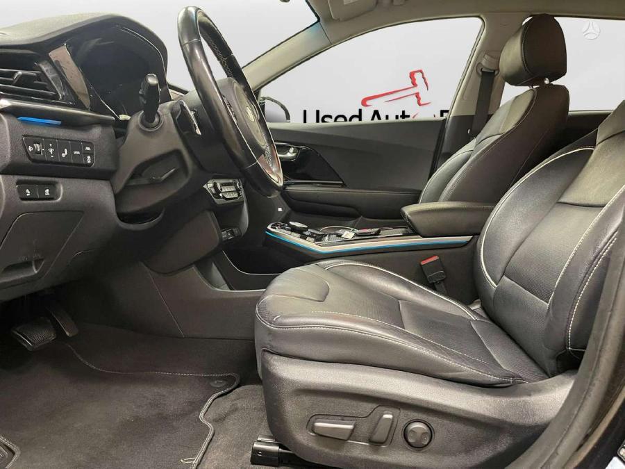 Melns Kia Niro 2020 Marijampole, ar dzinēja tilpumu 0.00 L un nobraukumu 143 tūkst. km par 17303 €, foto 10 vietnē AUTOMOTO.COM.LV