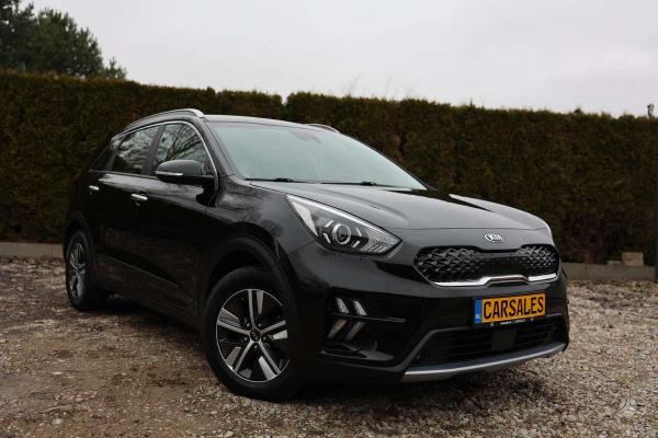 Black Kia Niro 2020 in Alytus, with an engine capacity of 1.60 L and mileage of 179 thousand km for 13200 €, photo 2 on AUTOMOTO.COM.LV