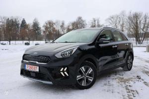 Black Kia Niro 2020 in Alytus, with an engine capacity of 1.60 L and mileage of 179 thousand km for 12900 €, photo  on AUTOMOTO.COM.LV