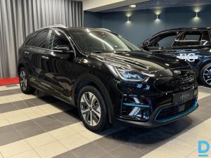 Melns Kia Niro 2020 Mārupe, ar dzinēja tilpumu 0.00 L un nobraukumu 65 tūkst. km par 19990 €, foto 3 vietnē AUTOMOTO.COM.LV
