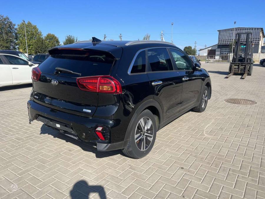 Melns Kia Niro 2020 Tauragė, ar dzinēja tilpumu 1.59 L un nobraukumu 34 tūkst. km par 7900 €, foto 6 vietnē AUTOMOTO.COM.LV
