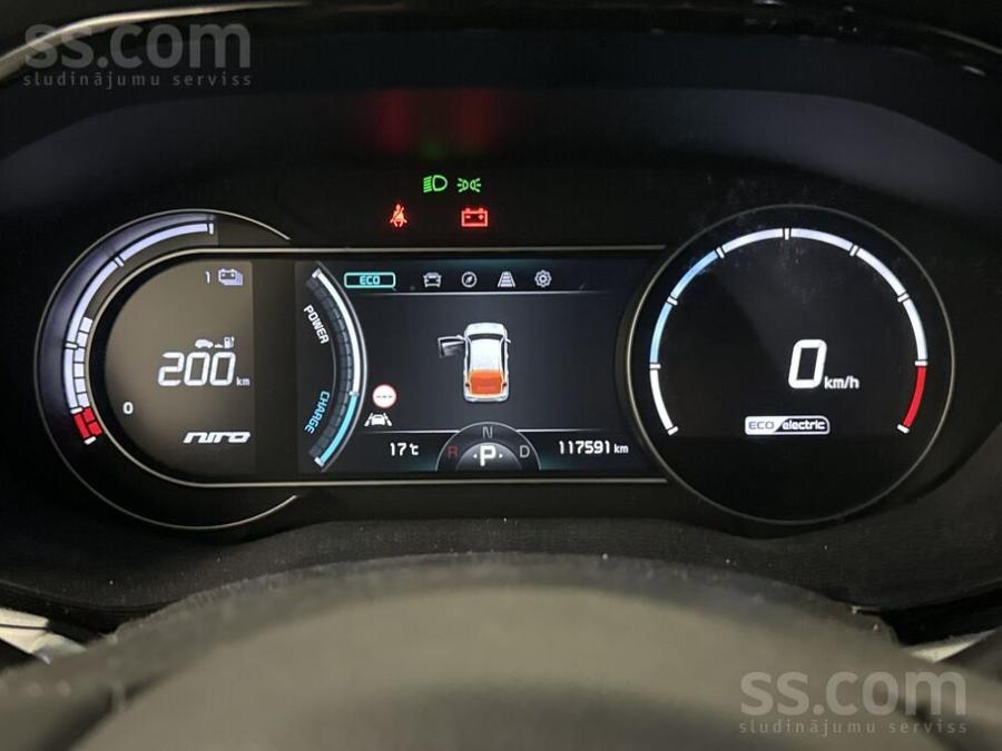 Melns Kia Niro 2020 Rīga, ar dzinēja tilpumu 0.00 L un nobraukumu 118 tūkst. km par 22990 €, foto 9 vietnē AUTOMOTO.COM.LV