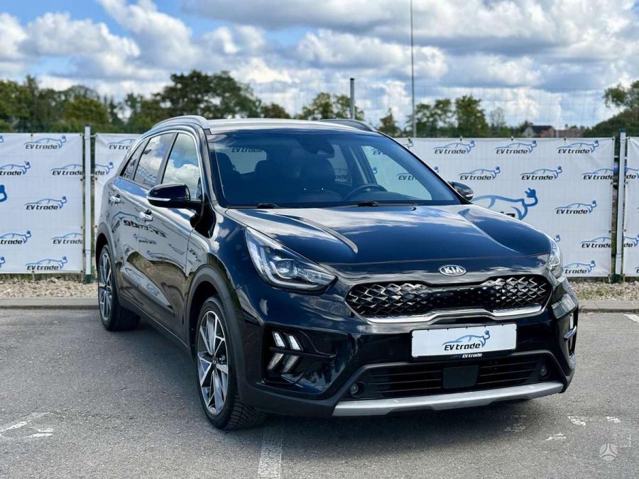 Черный Киа Niro 2020 в Вильнюс, объемом двигателя 1.59 л и пробегом 164 тыс. км за 16600 €, фото 4 на AUTOMOTO.COM.LV