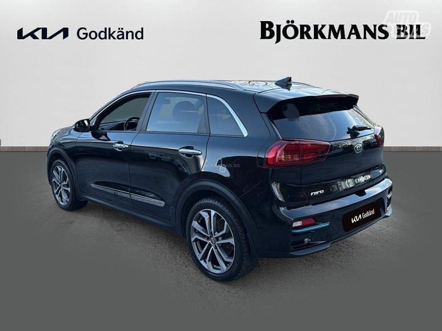Black Kia Niro 2021 in Kaunas, with an engine capacity of 0.00 L and mileage of 95 thousand km for 23322 €, photo 6 on AUTOMOTO.COM.LV