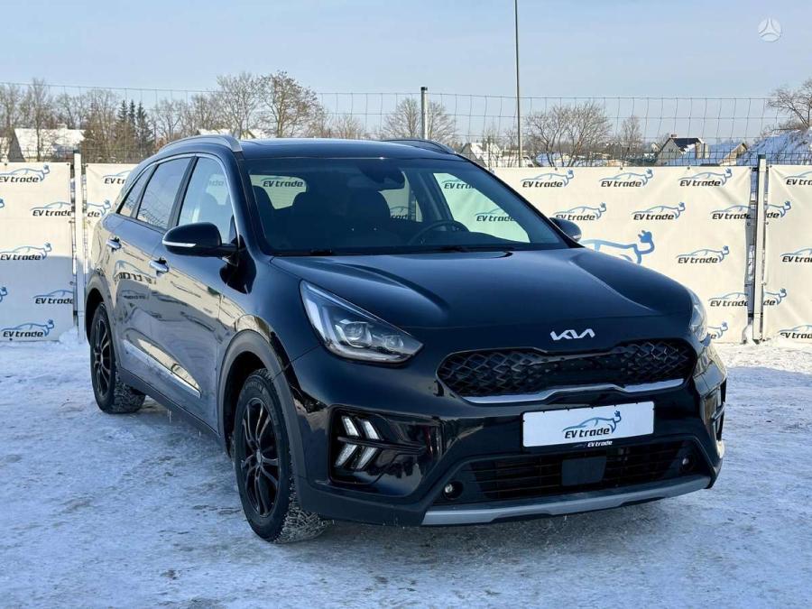 Melns Kia Niro 2021 Viļņa, ar dzinēja tilpumu 1.58 L un nobraukumu 144 tūkst. km par 16900 €, foto 3 vietnē AUTOMOTO.COM.LV