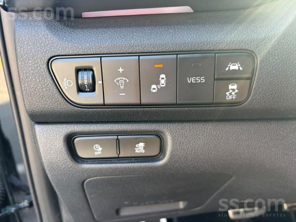 Melns Kia Niro 2021 Rīga, ar dzinēja tilpumu 1.60 L un nobraukumu 105 tūkst. km par 22500 €, foto 8 vietnē AUTOMOTO.COM.LV