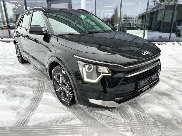 Melns Kia Niro 2022 Kauņa, ar dzinēja tilpumu 1.59 L un nobraukumu 191 tūkst. km par 17200 €, foto 3 vietnē AUTOMOTO.COM.LV