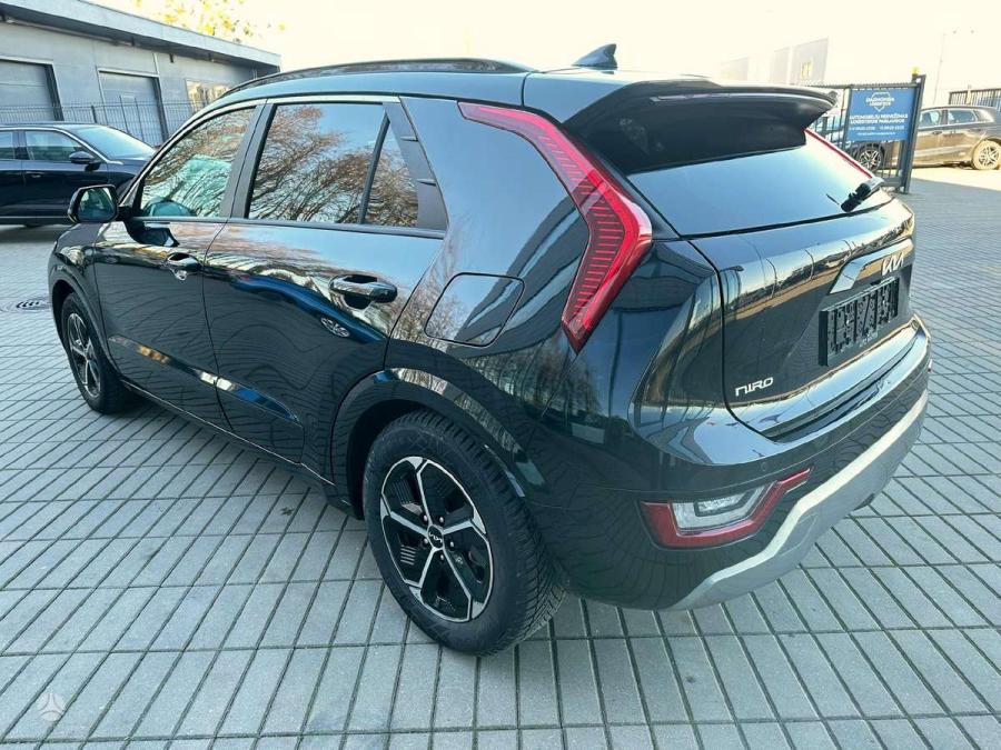 Melns Kia Niro 2022 Kauņa, ar dzinēja tilpumu 1.59 L un nobraukumu 156 tūkst. km par 18900 €, foto 5 vietnē AUTOMOTO.COM.LV