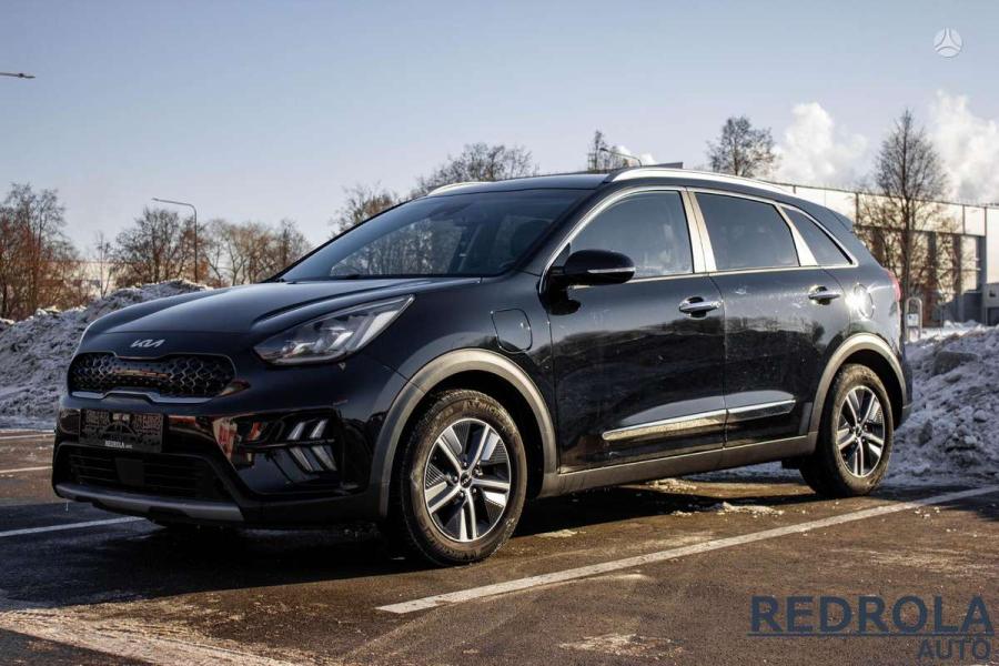 Melns Kia Niro 2022 Kauņa, ar dzinēja tilpumu 1.58 L un nobraukumu 128 tūkst. km par 19500 €, foto 1 vietnē AUTOMOTO.COM.LV