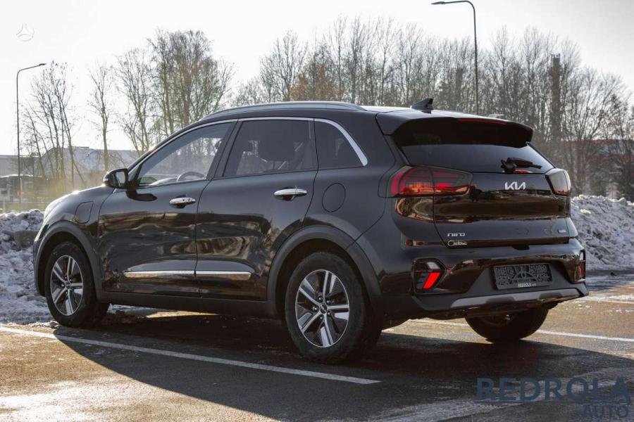 Melns Kia Niro 2022 Kauņa, ar dzinēja tilpumu 1.58 L un nobraukumu 128 tūkst. km par 19500 €, foto 6 vietnē AUTOMOTO.COM.LV