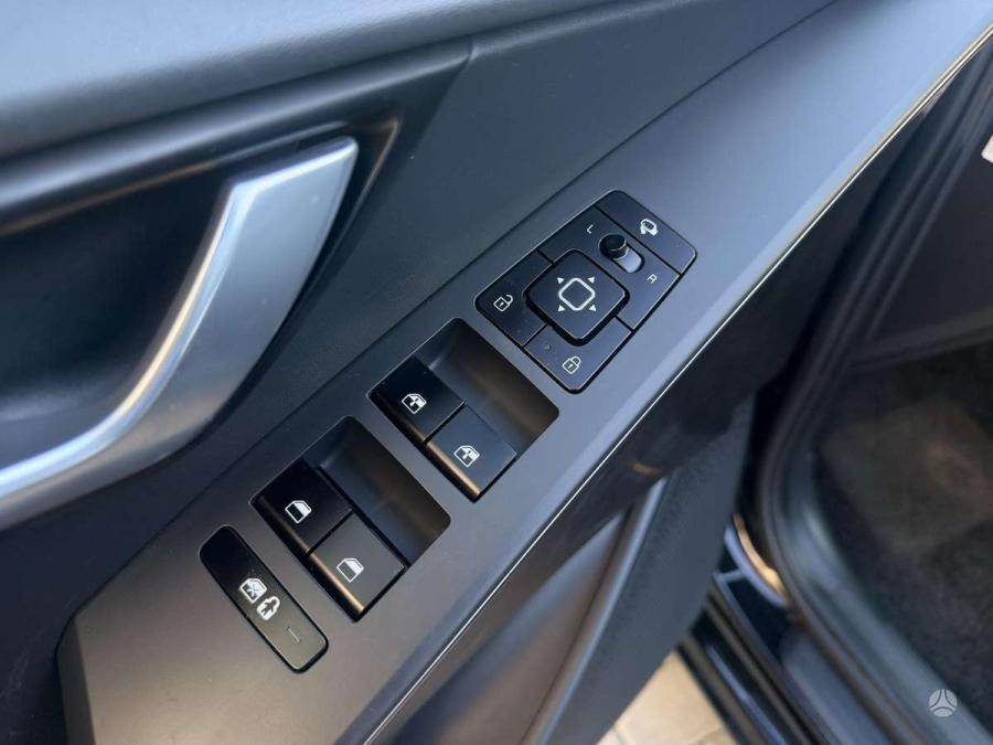 Melns Kia Niro 2022 Viļņa, ar dzinēja tilpumu 1.59 L un nobraukumu 168 tūkst. km par 19650 €, foto 17 vietnē AUTOMOTO.COM.LV