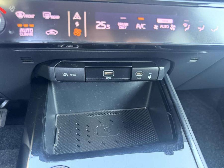 Melns Kia Niro 2022 Viļņa, ar dzinēja tilpumu 1.59 L un nobraukumu 168 tūkst. km par 19650 €, foto 40 vietnē AUTOMOTO.COM.LV