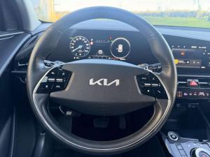 Melns Kia Niro 2022 Viļņa, ar dzinēja tilpumu 1.59 L un nobraukumu 168 tūkst. km par 19650 €, foto 41 vietnē AUTOMOTO.COM.LV