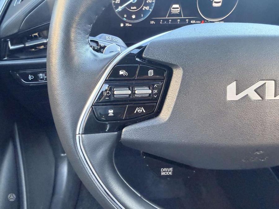 Melns Kia Niro 2022 Viļņa, ar dzinēja tilpumu 1.59 L un nobraukumu 168 tūkst. km par 19650 €, foto 42 vietnē AUTOMOTO.COM.LV