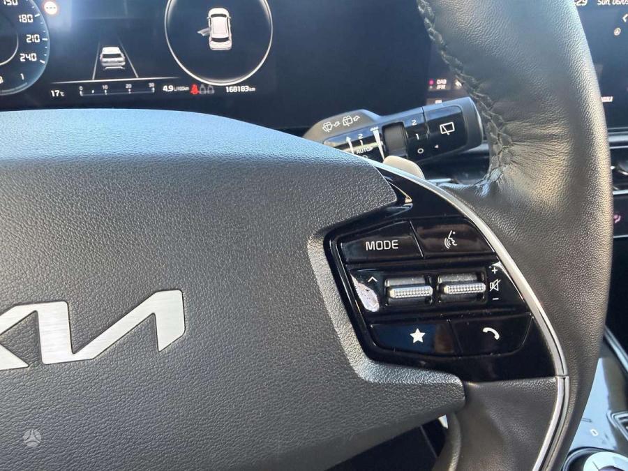 Melns Kia Niro 2022 Viļņa, ar dzinēja tilpumu 1.59 L un nobraukumu 168 tūkst. km par 19650 €, foto 43 vietnē AUTOMOTO.COM.LV