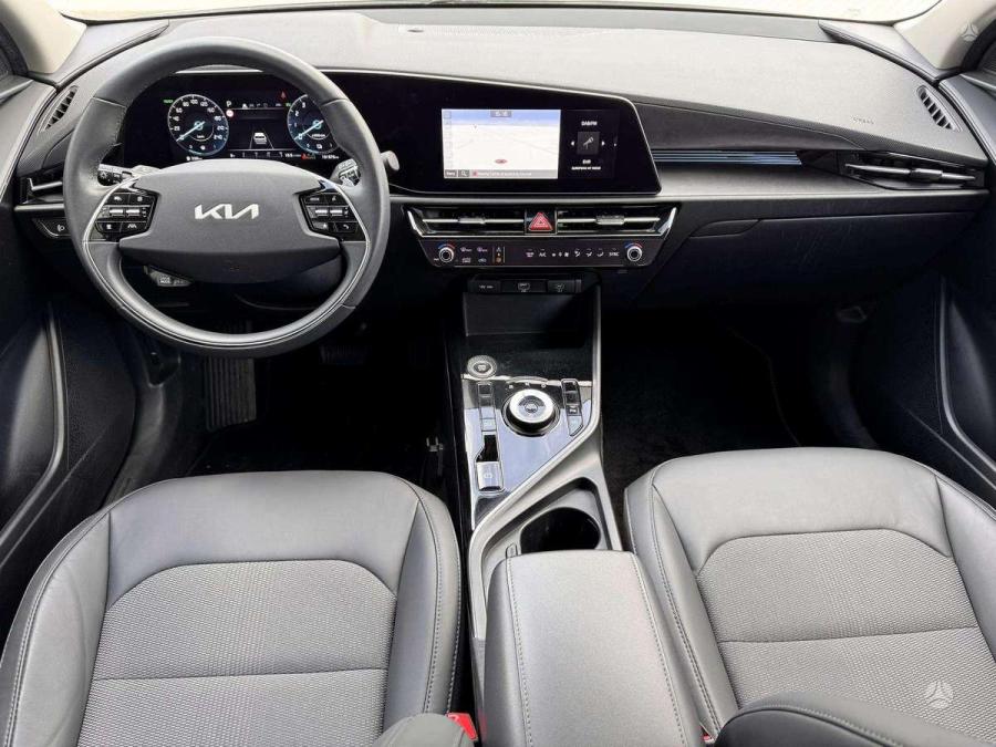 Melns Kia Niro 2022 Kauņa, ar dzinēja tilpumu 1.59 L un nobraukumu 191 tūkst. km par 16700 €, foto 10 vietnē AUTOMOTO.COM.LV