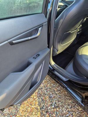 Melns Kia Niro 2023 Kauņa, ar dzinēja tilpumu 1.58 L un nobraukumu 6 tūkst. km par 24999 €, foto 20 vietnē AUTOMOTO.COM.LV
