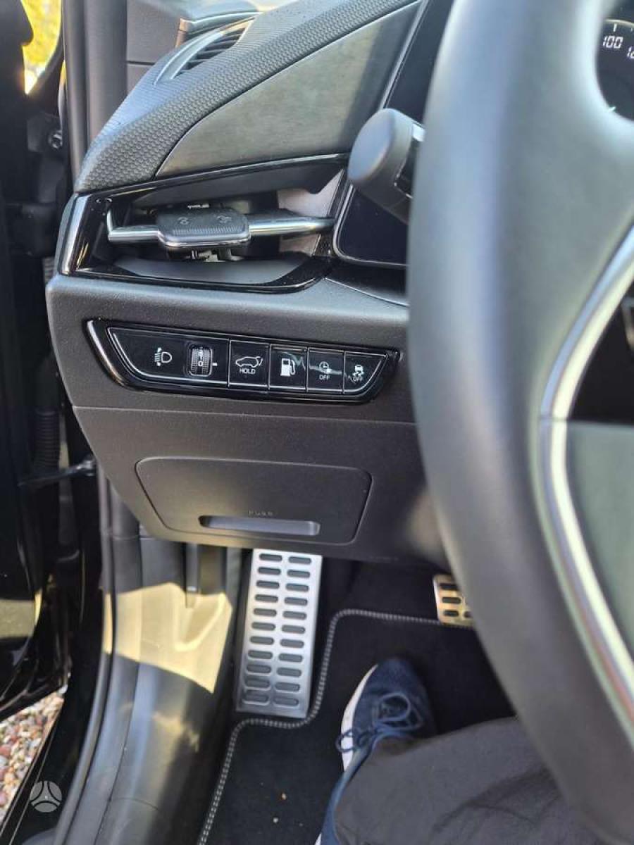 Melns Kia Niro 2023 Kauņa, ar dzinēja tilpumu 1.58 L un nobraukumu 6 tūkst. km par 24999 €, foto 23 vietnē AUTOMOTO.COM.LV