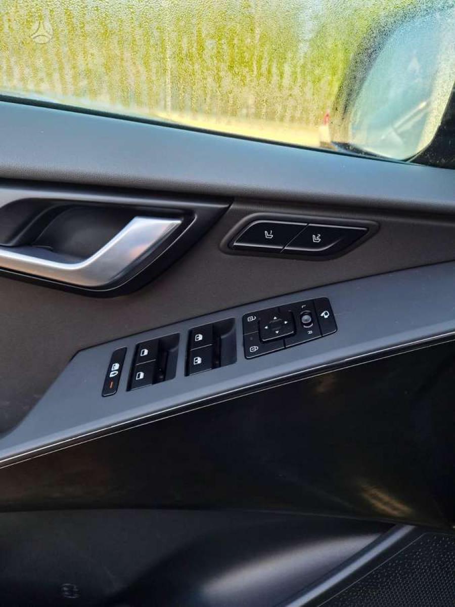 Melns Kia Niro 2023 Kauņa, ar dzinēja tilpumu 1.58 L un nobraukumu 6 tūkst. km par 24999 €, foto 24 vietnē AUTOMOTO.COM.LV