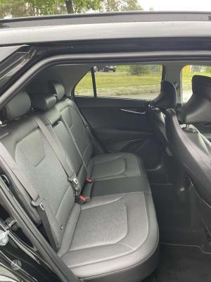 Melns Kia Niro 2025 Viļņa, ar dzinēja tilpumu 1.60 L un nobraukumu 25 tūkst. km par 23500 €, foto 19 vietnē AUTOMOTO.COM.LV