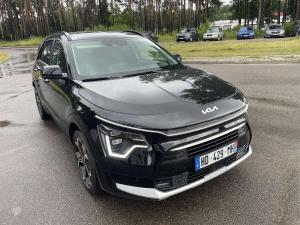 Melns Kia Niro 2025 Viļņa, ar dzinēja tilpumu 1.60 L un nobraukumu 25 tūkst. km par 22500 €, foto 8 vietnē AUTOMOTO.COM.LV
