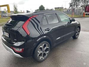 Melns Kia Niro 2025 Viļņa, ar dzinēja tilpumu 1.60 L un nobraukumu 25 tūkst. km par 22500 €, foto 11 vietnē AUTOMOTO.COM.LV